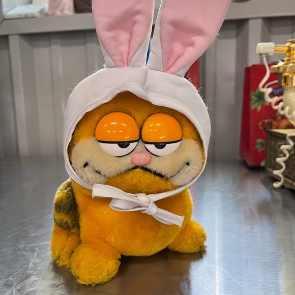 Garfield | Toys | Vintage Garfield Stuffed Animal | Poshmark